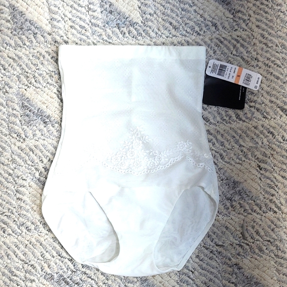 Wacoal | Intimates & Sleepwear | Wacoal Shape Wear White Size S | Poshmark